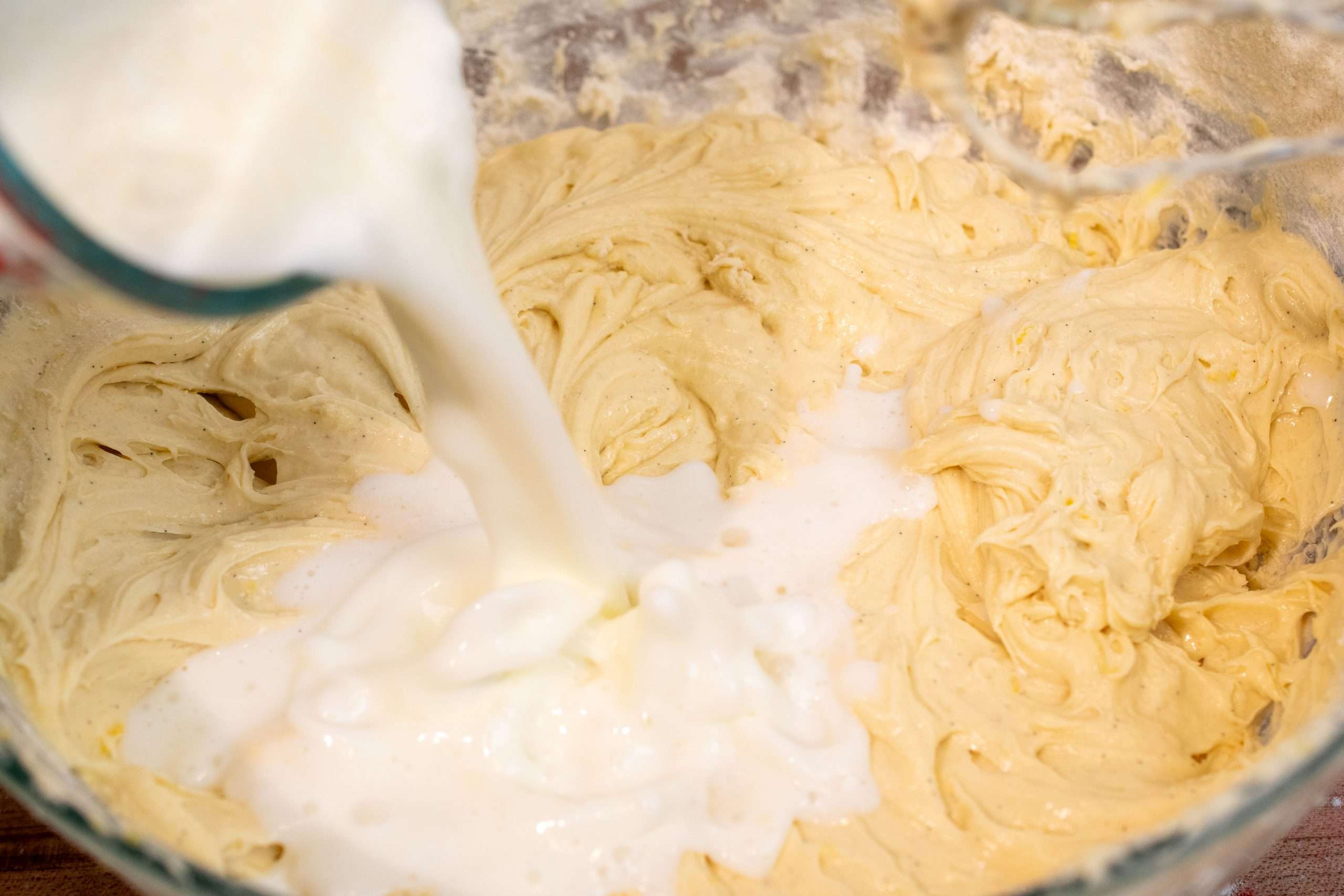 How to Make a Cake Moist and Fluffy: Pro Tips You Need to Know