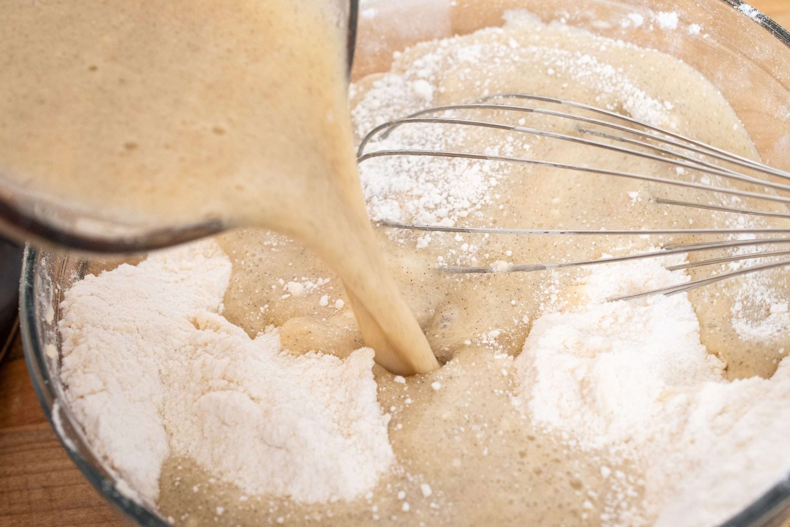 Vegan Vanilla Cake – Moist, Fluffy, and Easy to Make!