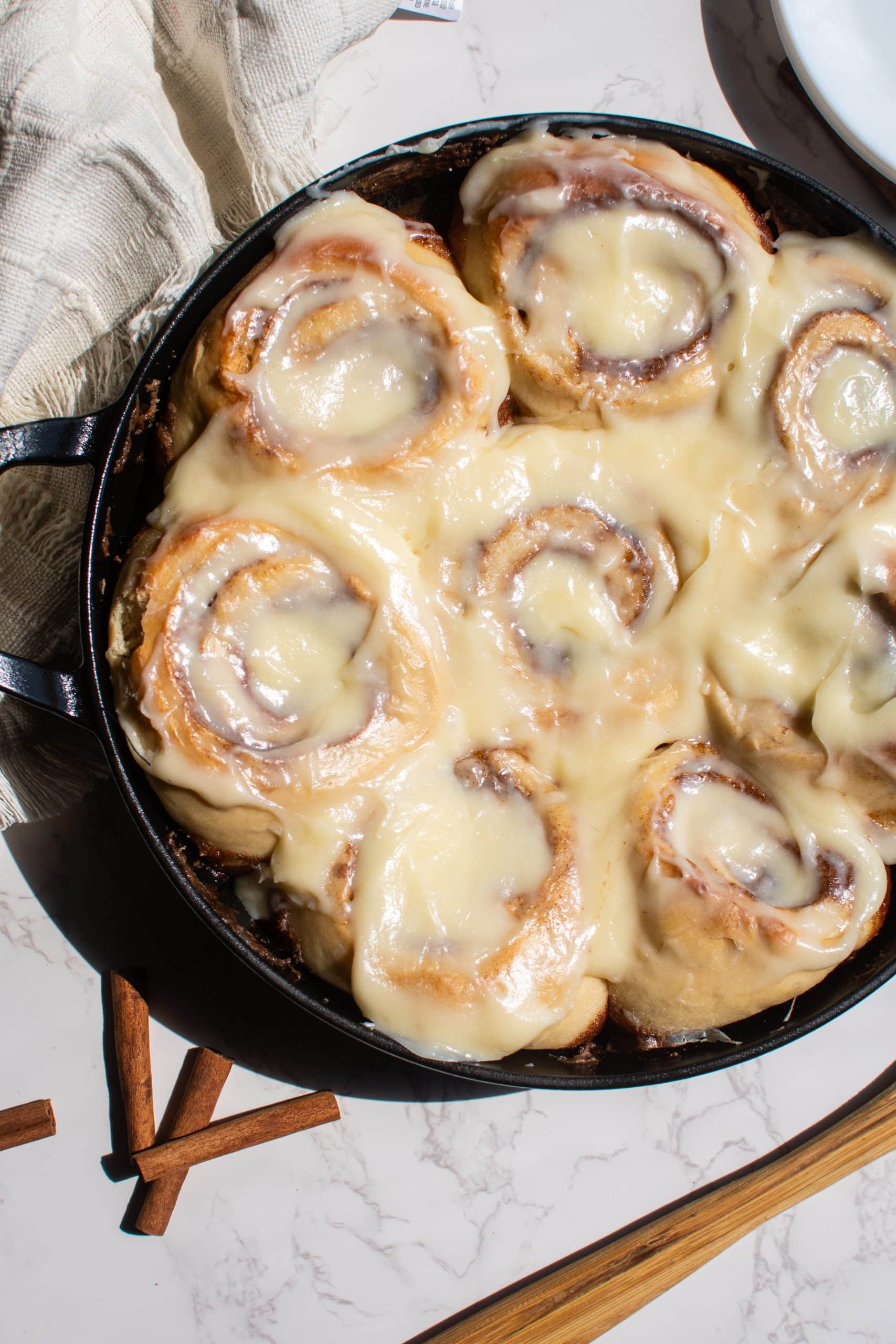 Soft and Gooey Cinnamon Rolls